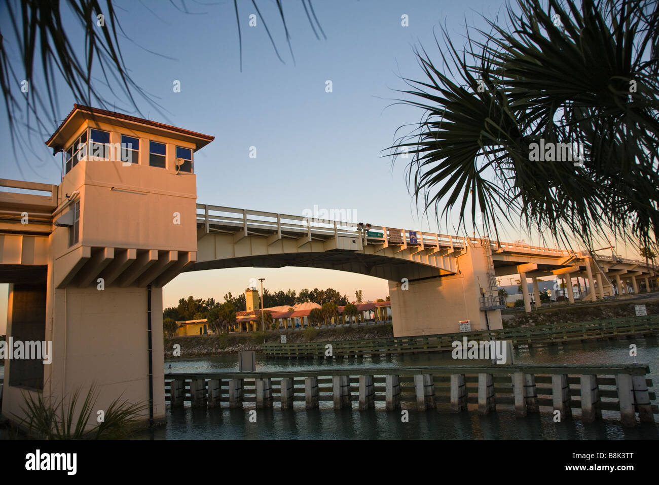 Drawbridge florida hi-res stock photography and images - Alamy