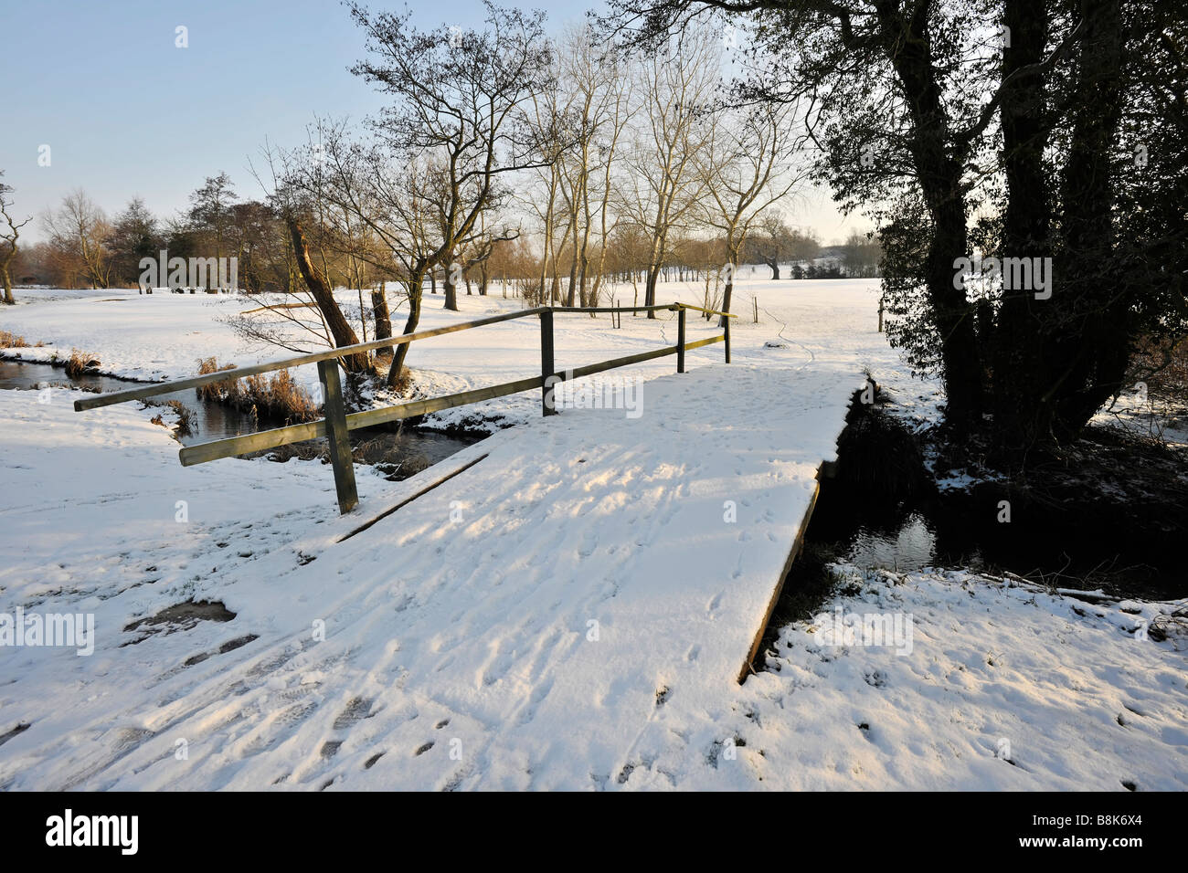 A snow covered rural landscape in the countryside Stock Photo - Alamy