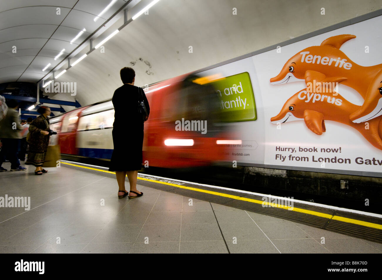 London Underground Platform, London, UK Stock Photo - Alamy