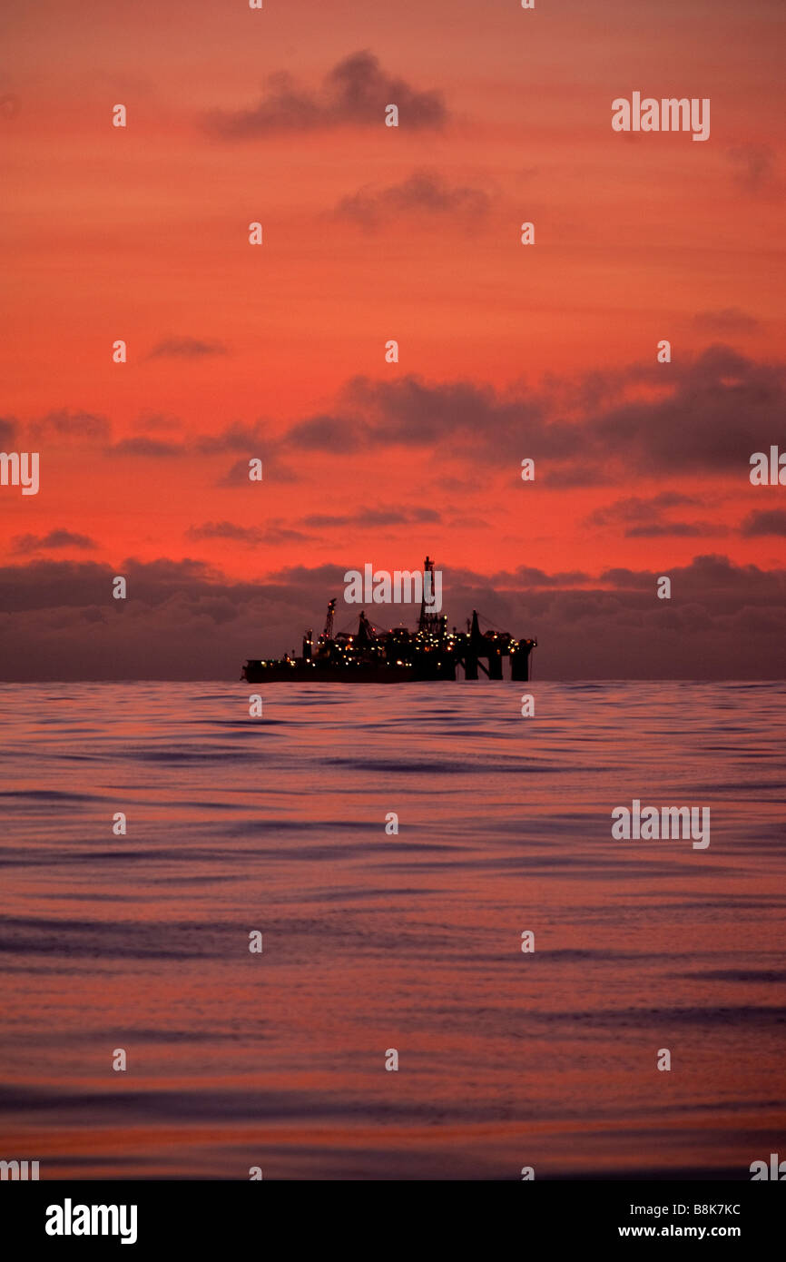 rig at sunset Stock Photo - Alamy