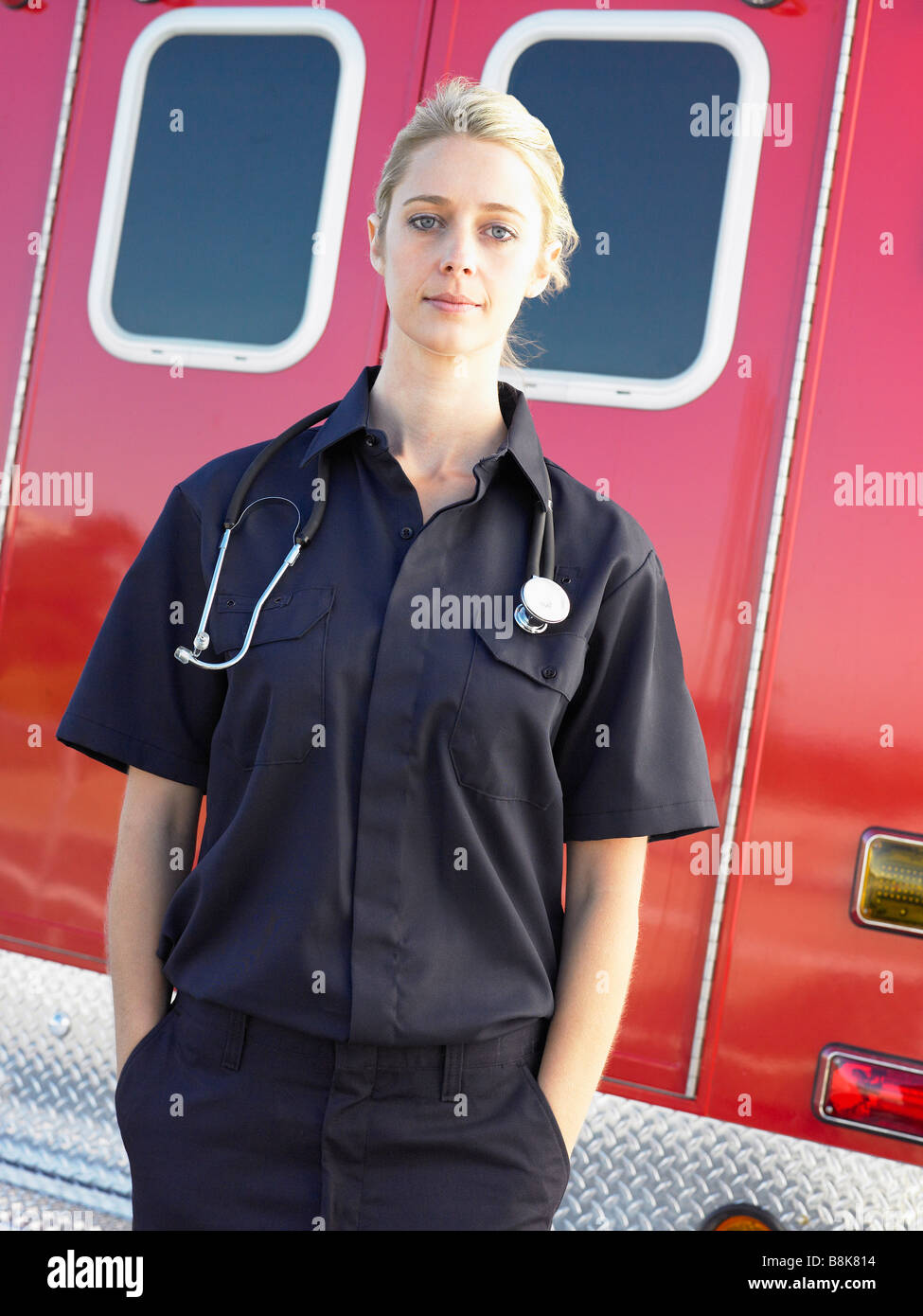 Paramedics in ambulance hi-res stock photography and images - Alamy