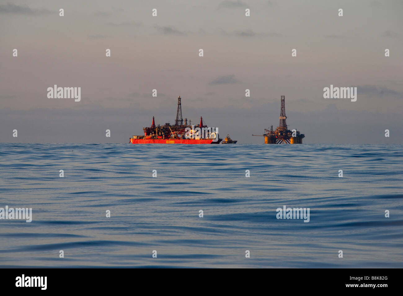 Fspo oil rig hi-res stock photography and images - Alamy