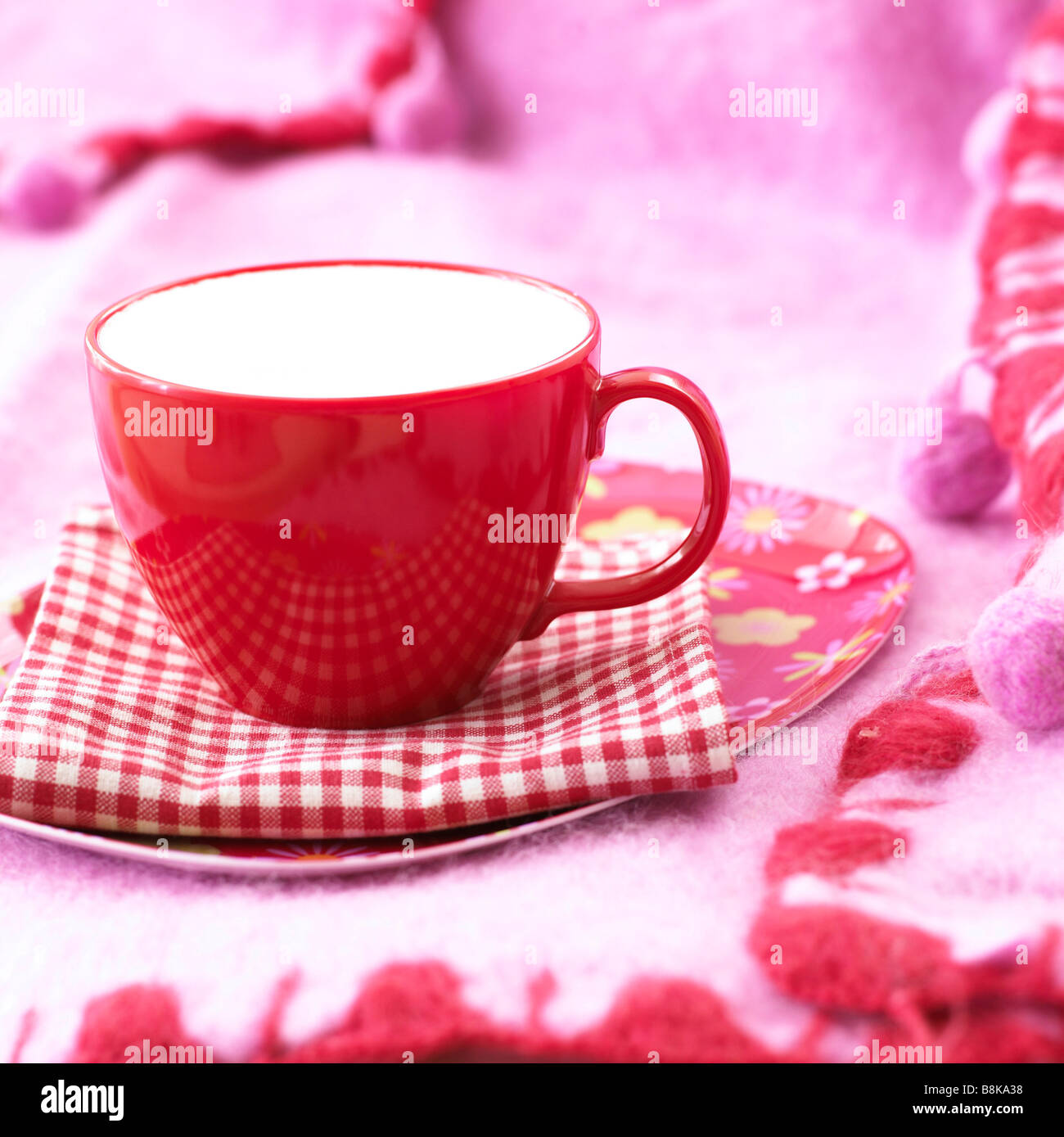Flowered cups hi-res stock photography and images - Alamy