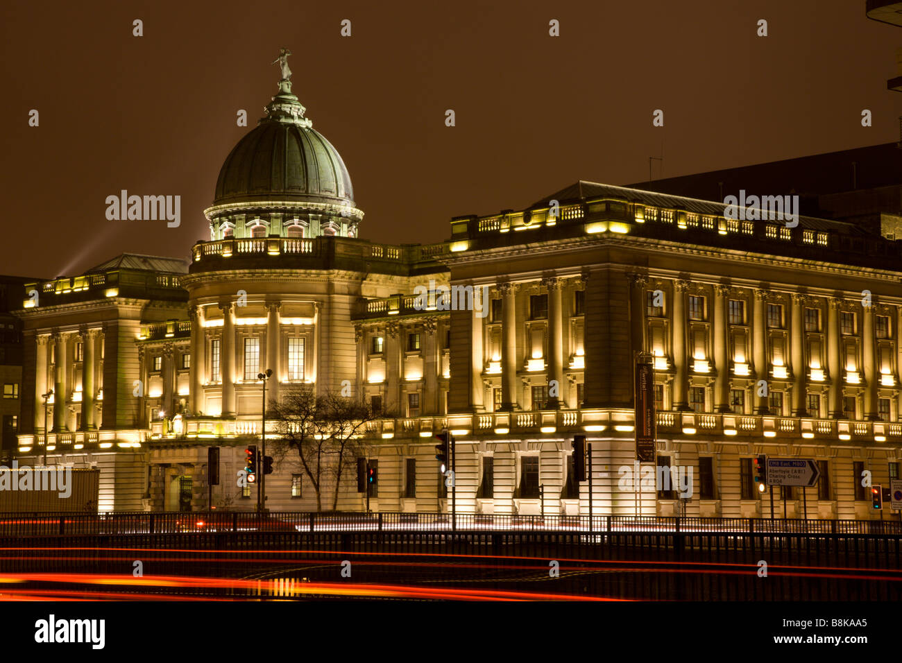 A night time image of the Mitchell Library in Glasgow Stock Photo - Alamy