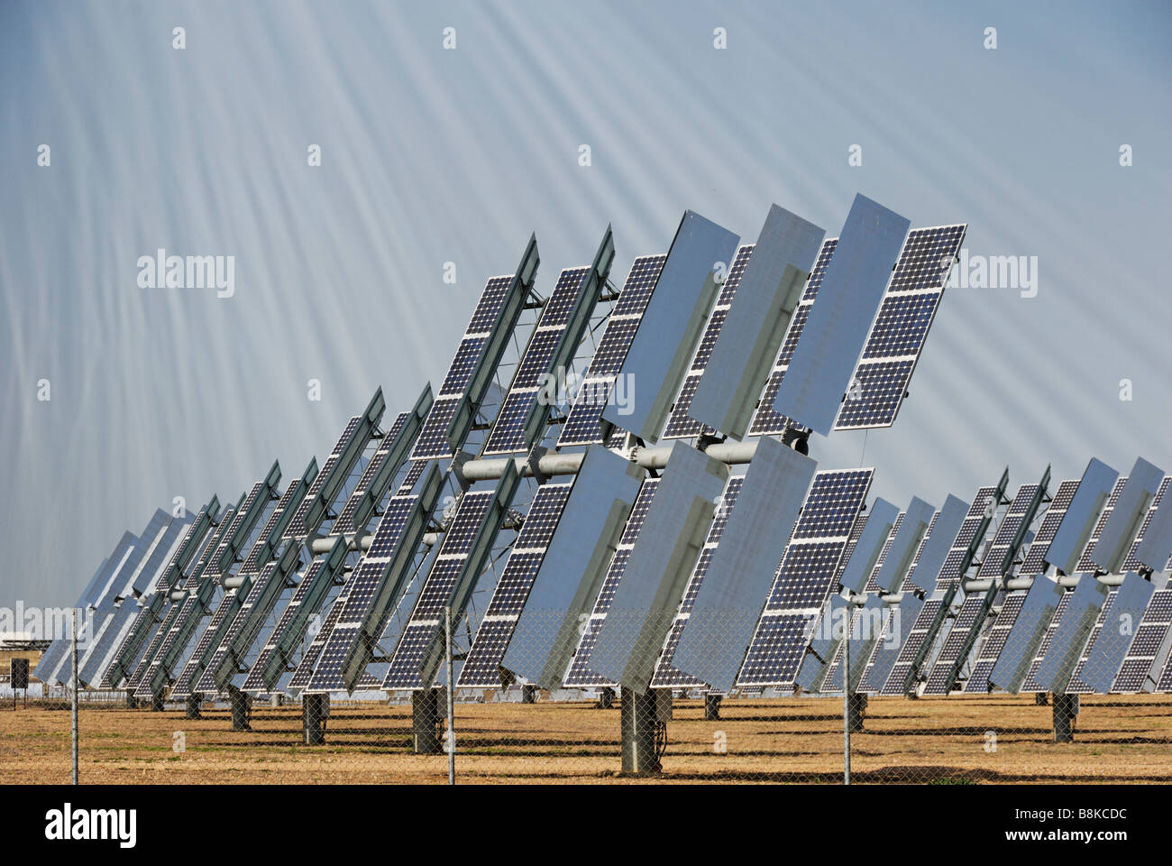 Solar tracker hi-res stock photography and images - Alamy
