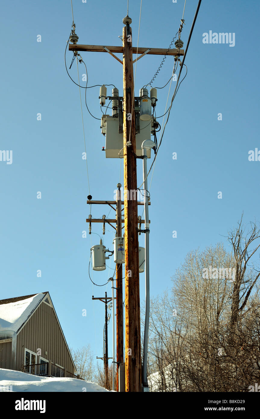 Electricity pole and house hi-res stock photography and images - Alamy