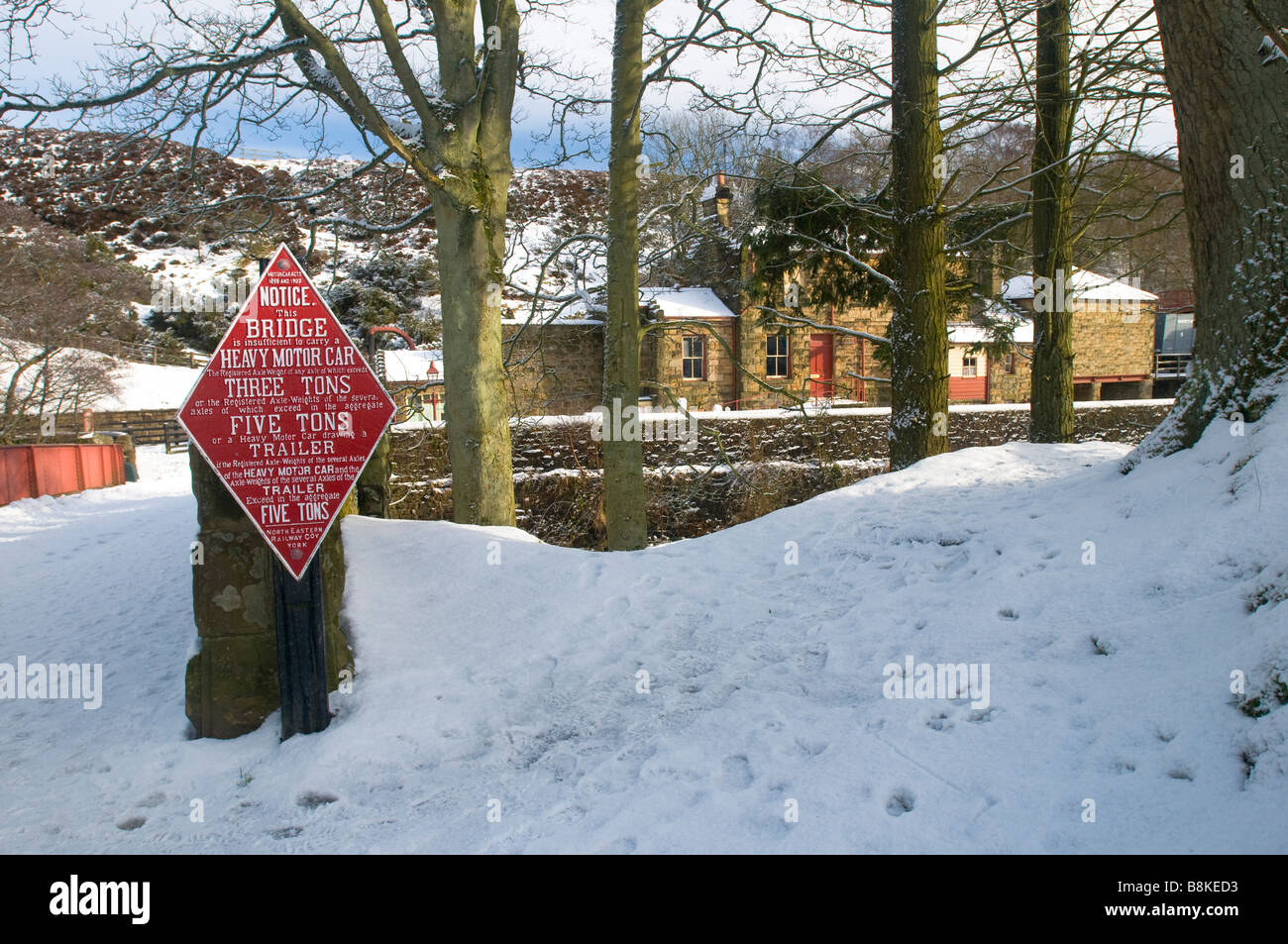 Goathland village sign hi-res stock photography and images - Alamy