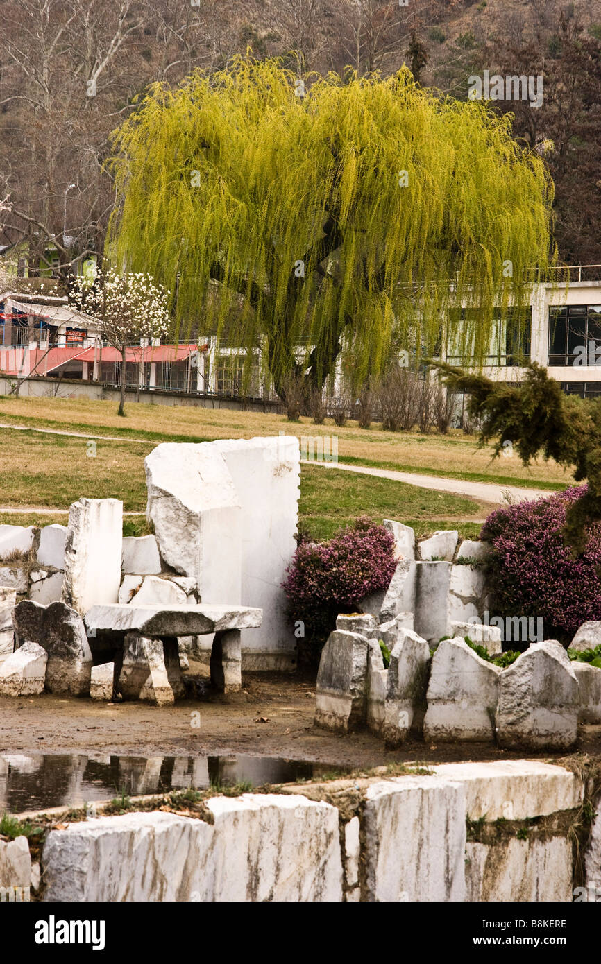 Balkans Bulgaria Sandanski park in springtime weeping willow rock ...