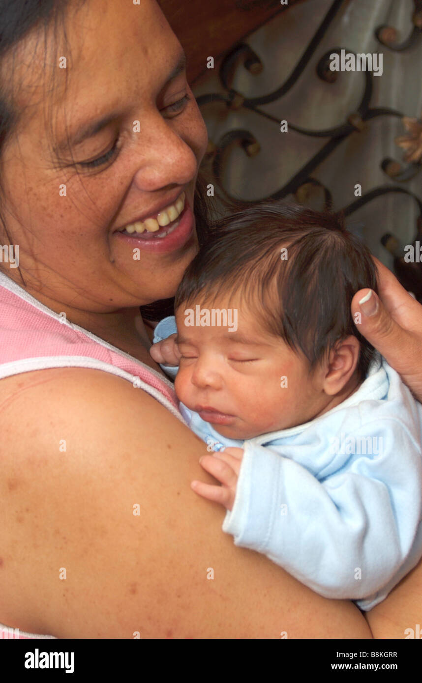 Latina new mother hi-res stock photography and images - Alamy