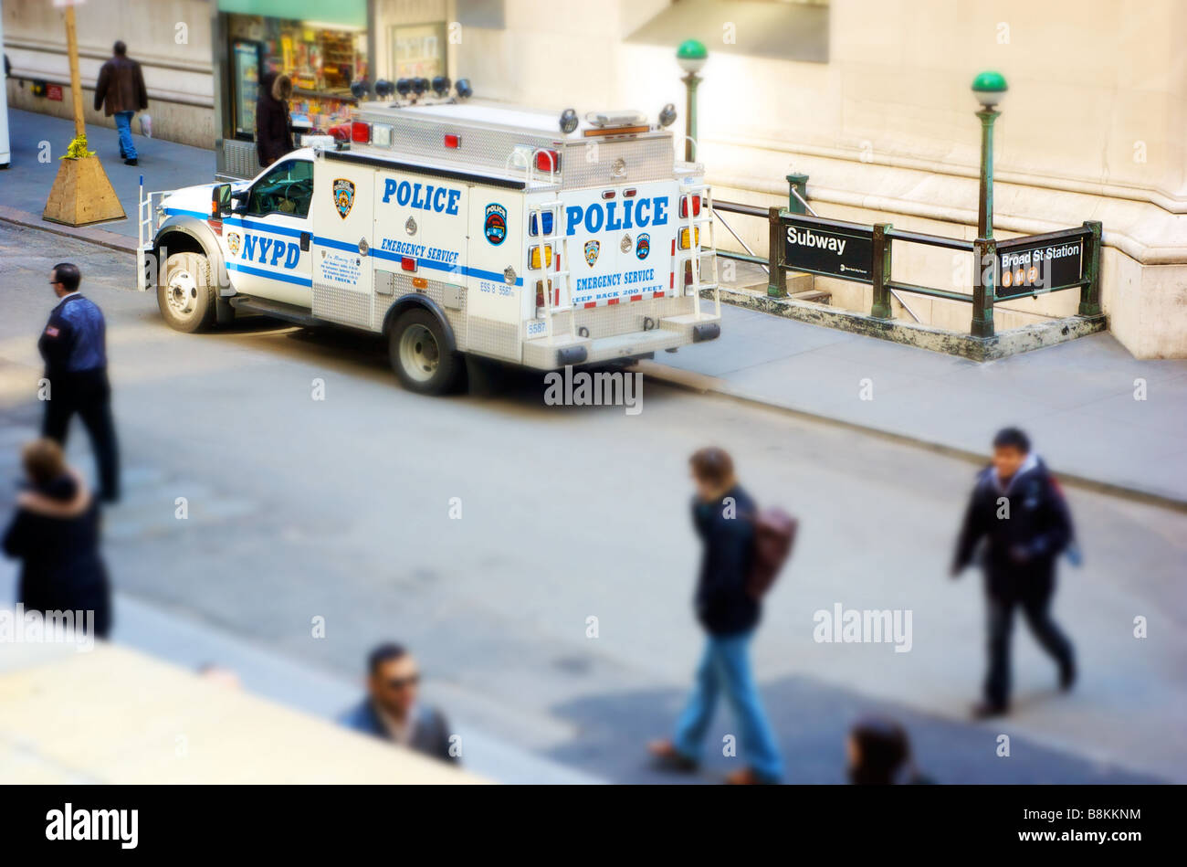Emergency vehicle america hi-res stock photography and images - Alamy