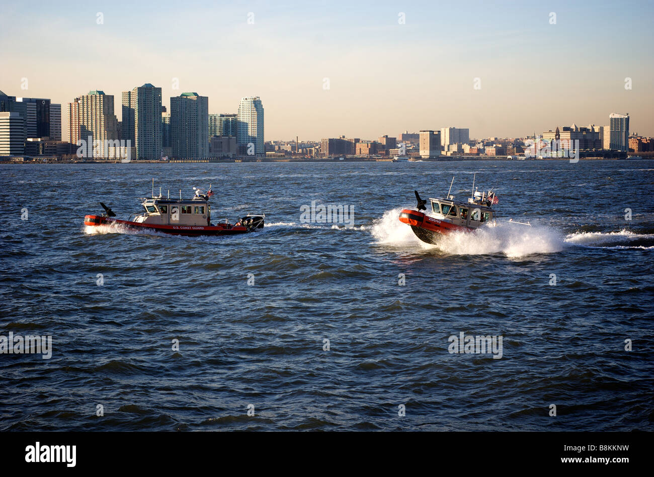 Us coast guard boats hi-res stock photography and images - Alamy