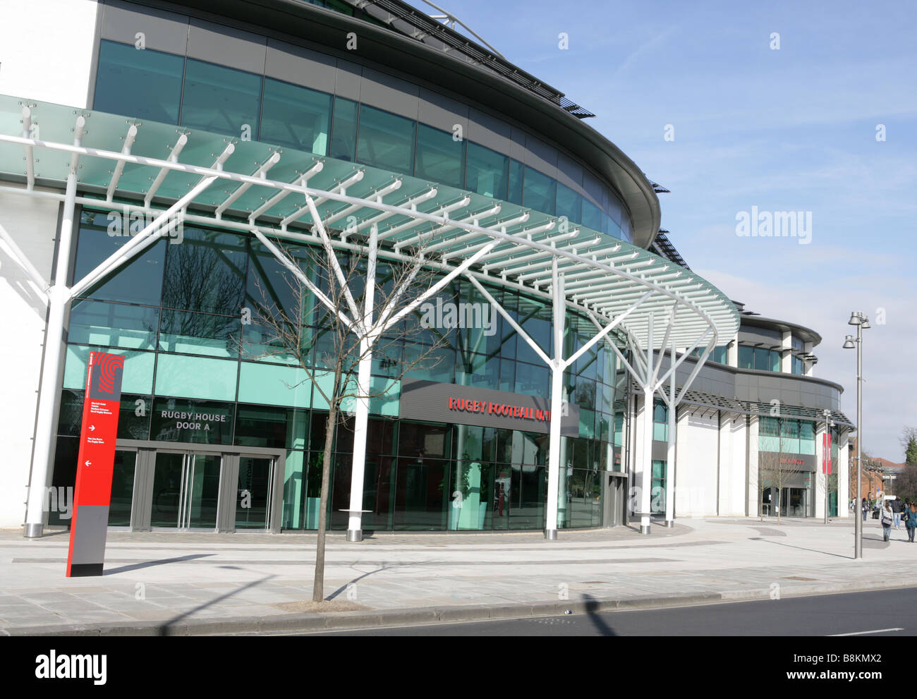 Twickenham Stadium New South Stand Stock Photo - Alamy