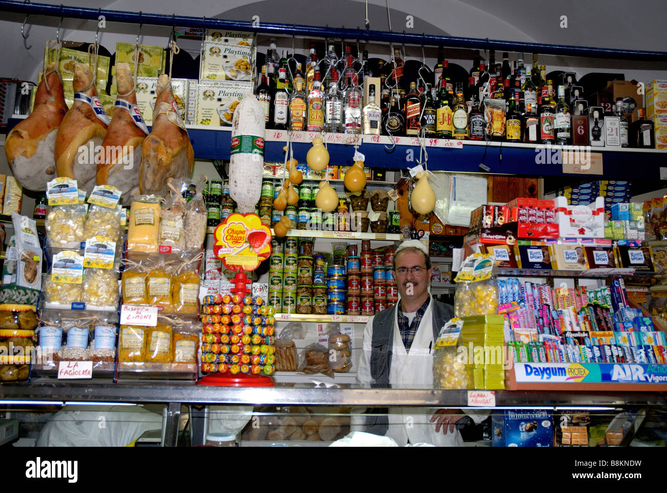 Small shop in the old town of Sorrento in Campania Southern Italy Stock ...