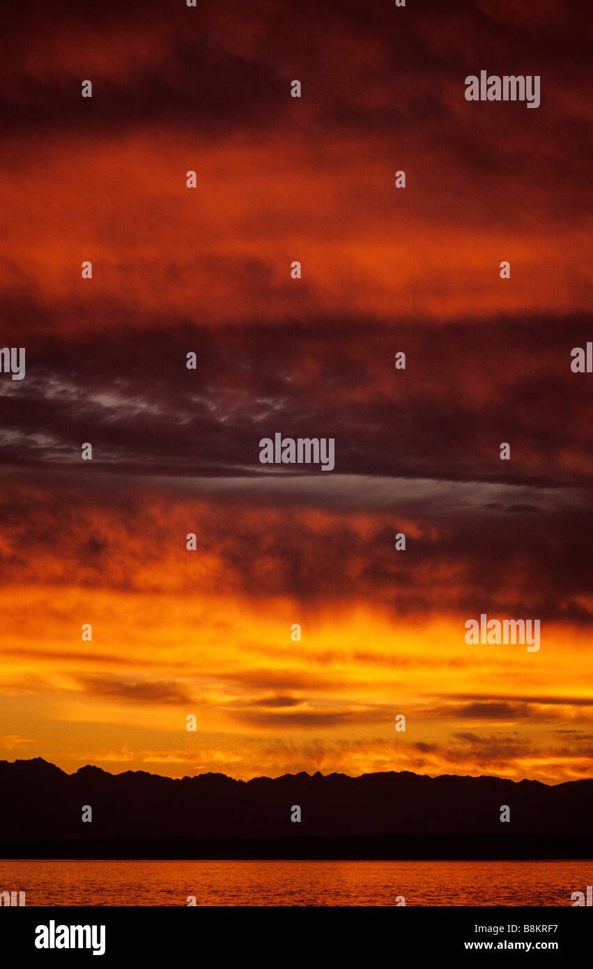 Dramatic sunset over Puget Sound and Olympic Mountain Range ...