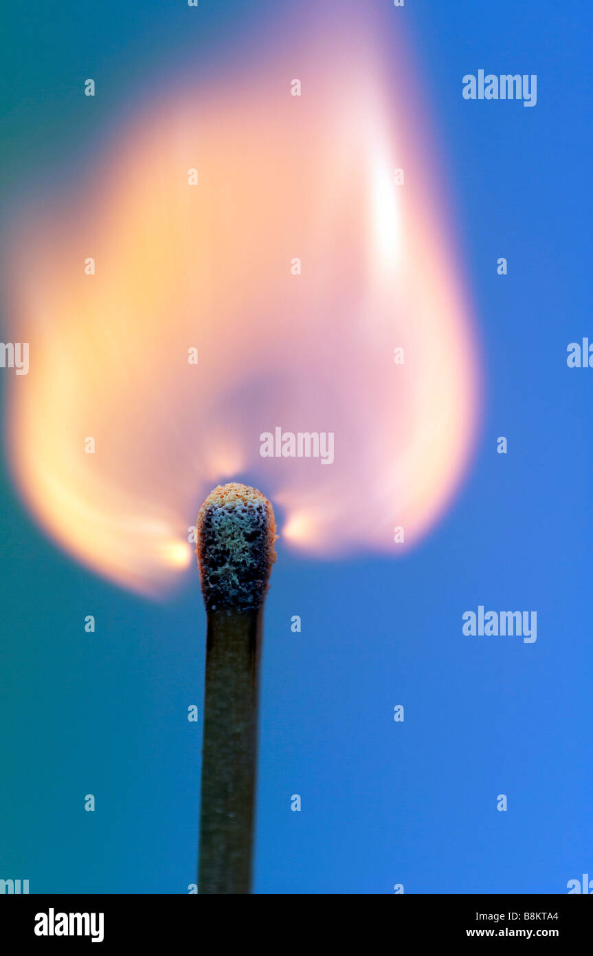 Lighting cigarette match hi-res stock photography and images - Alamy