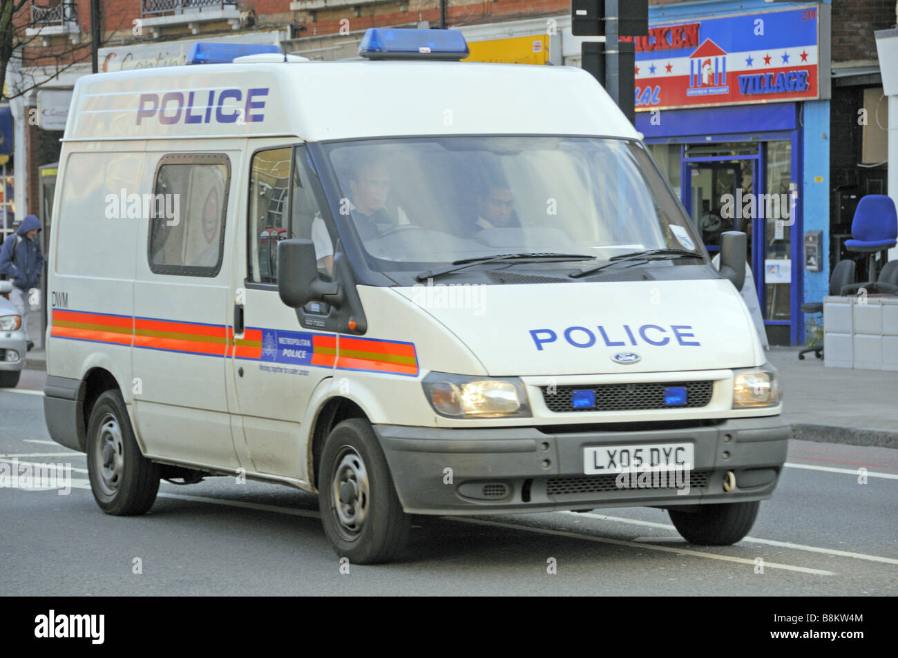 Police van hi-res stock photography and images - Alamy