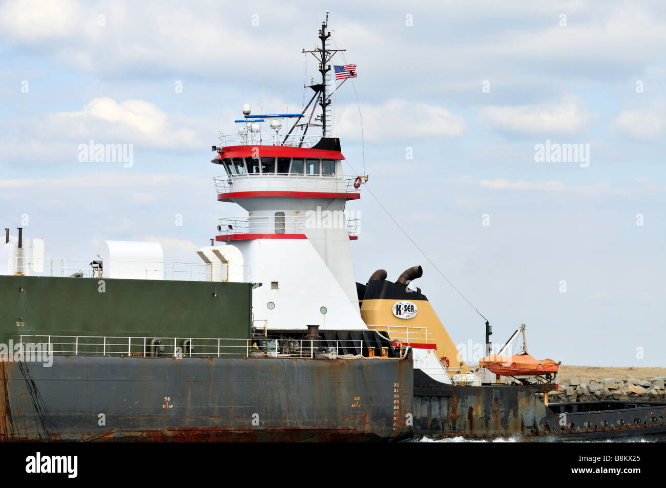 Tug boat pushing barge boats barges tugboat tugboats hi-res stock ...