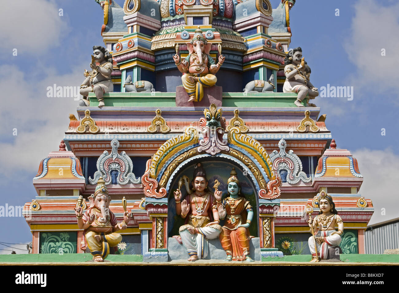 Gopuram entrance gate hindu temple hi-res stock photography and images ...