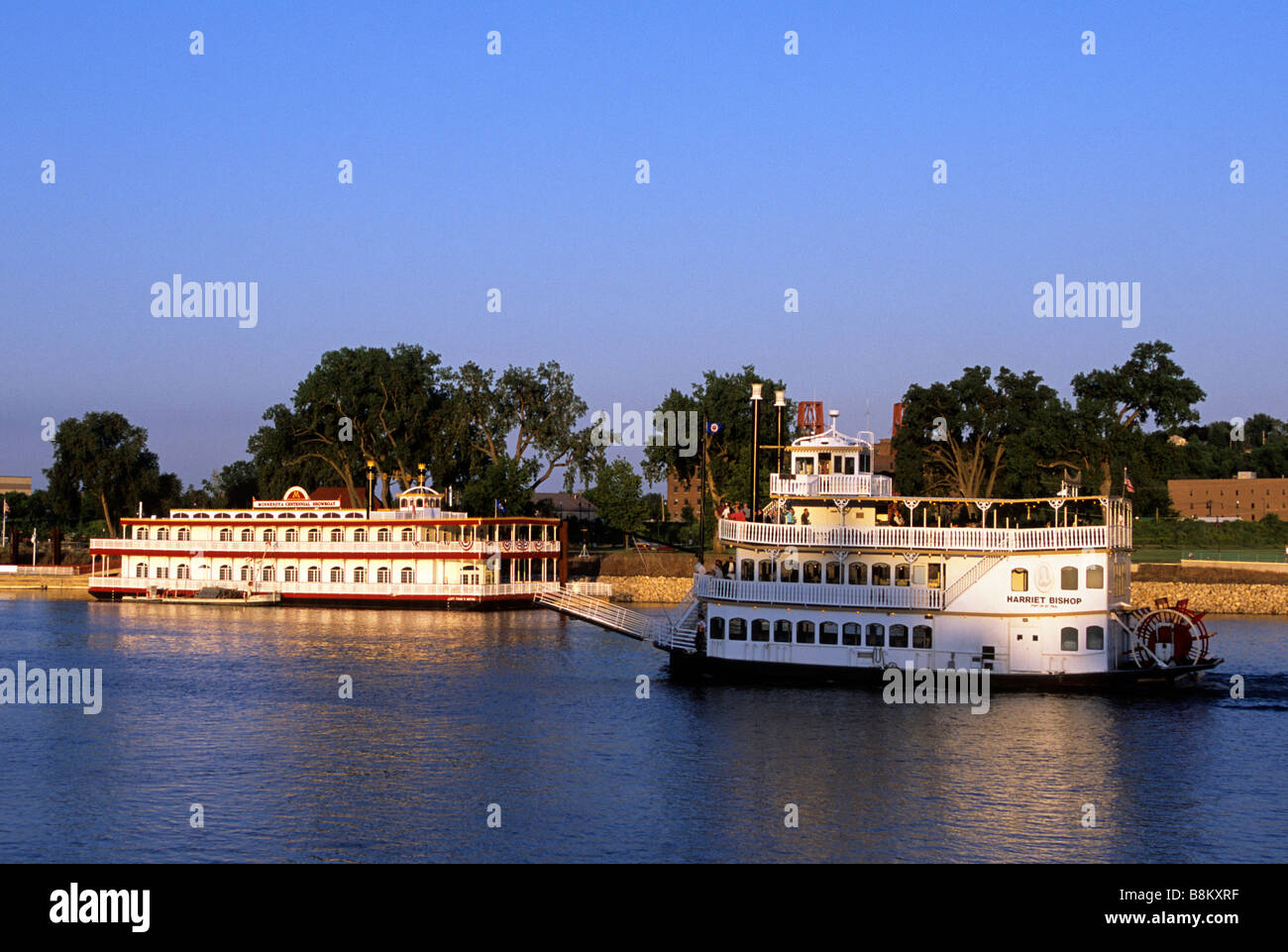 MINNESOTA CENTENNIAL SHOWBOAT AND HARRIET BISHOP EXCURSION BOAT ...