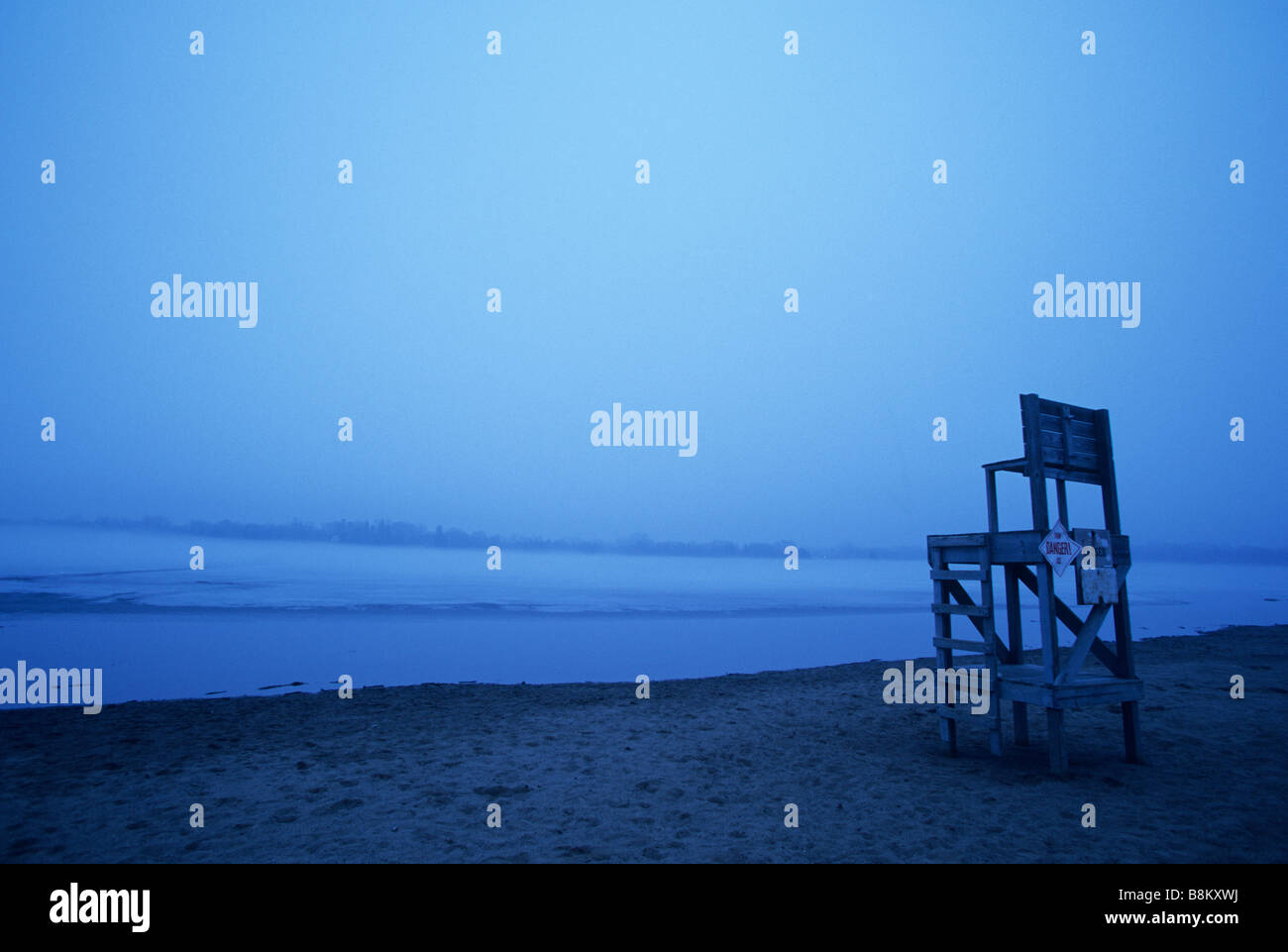 LIFEGUARD LOOKOUT CHAIR ON THE BEACH OF LAKE PHALEN IN ST. PAUL ...