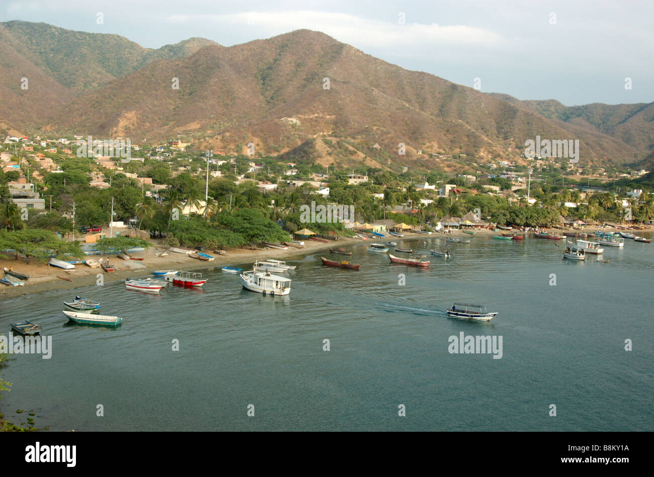 A view of Tanganga from the overland trail connecting Tanganga to Playa ...