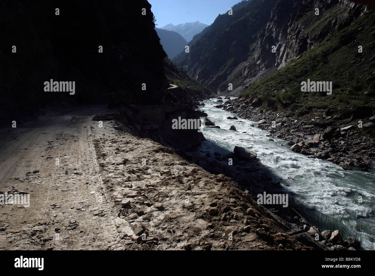 Kinnaur road hi-res stock photography and images - Alamy