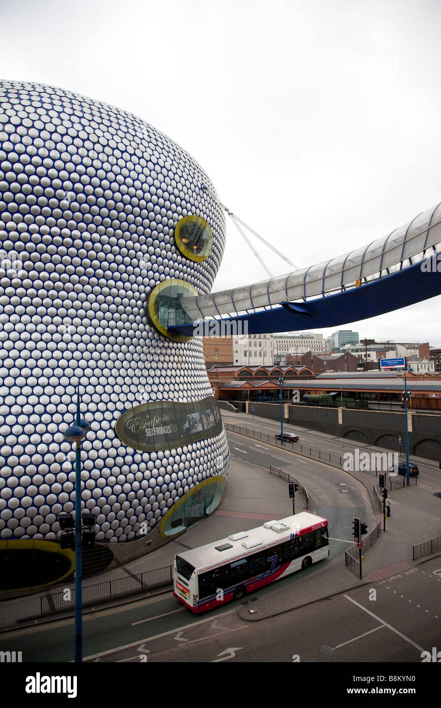 parametric walkway to Selfridges Birmingham and Moor Street station ...