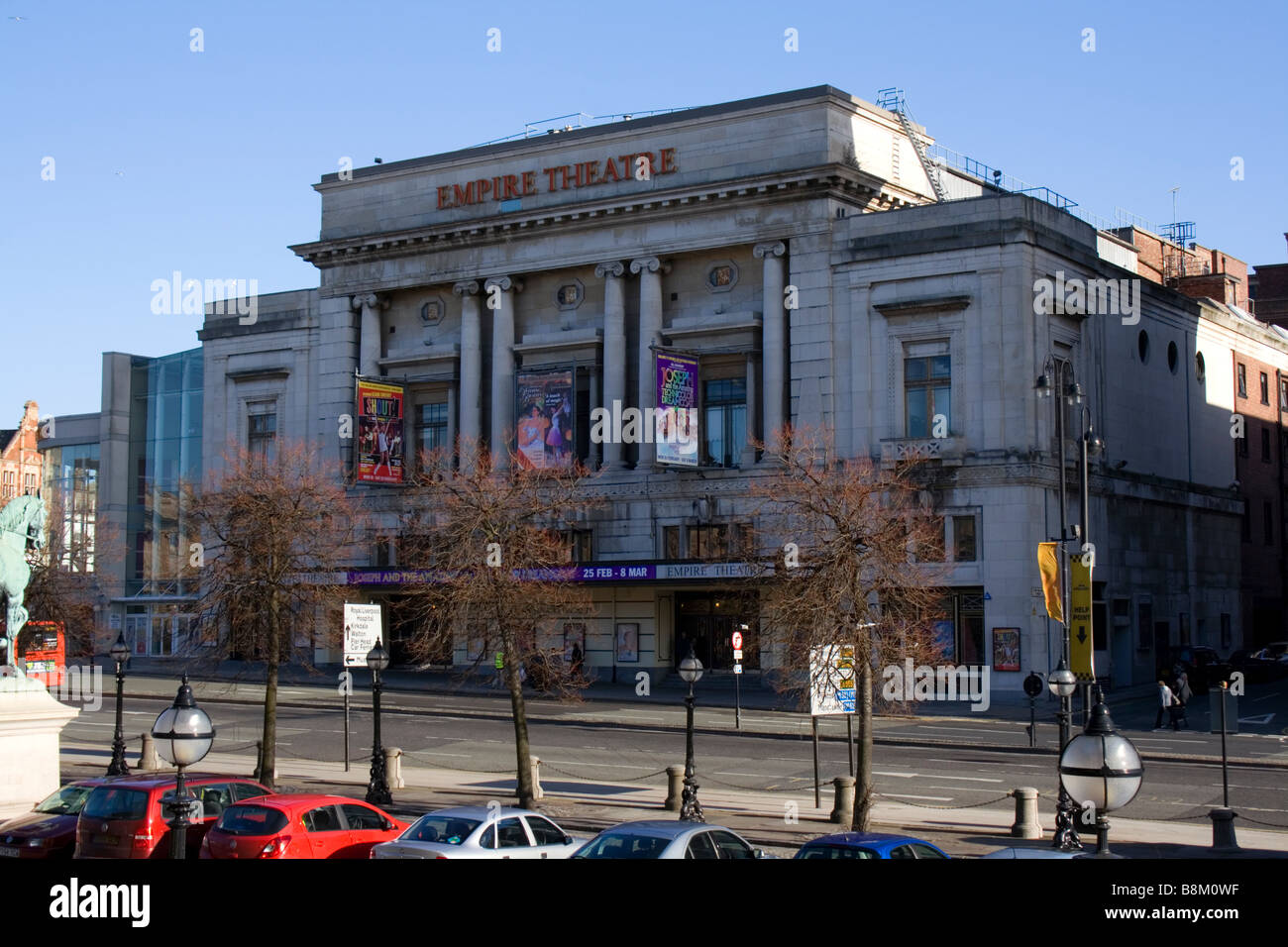 Exterior view of the Empire Theatre, on Lime St Liverpool UK Stock ...