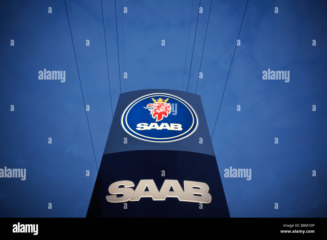 Auto schild logo hi-res stock photography and images - Alamy