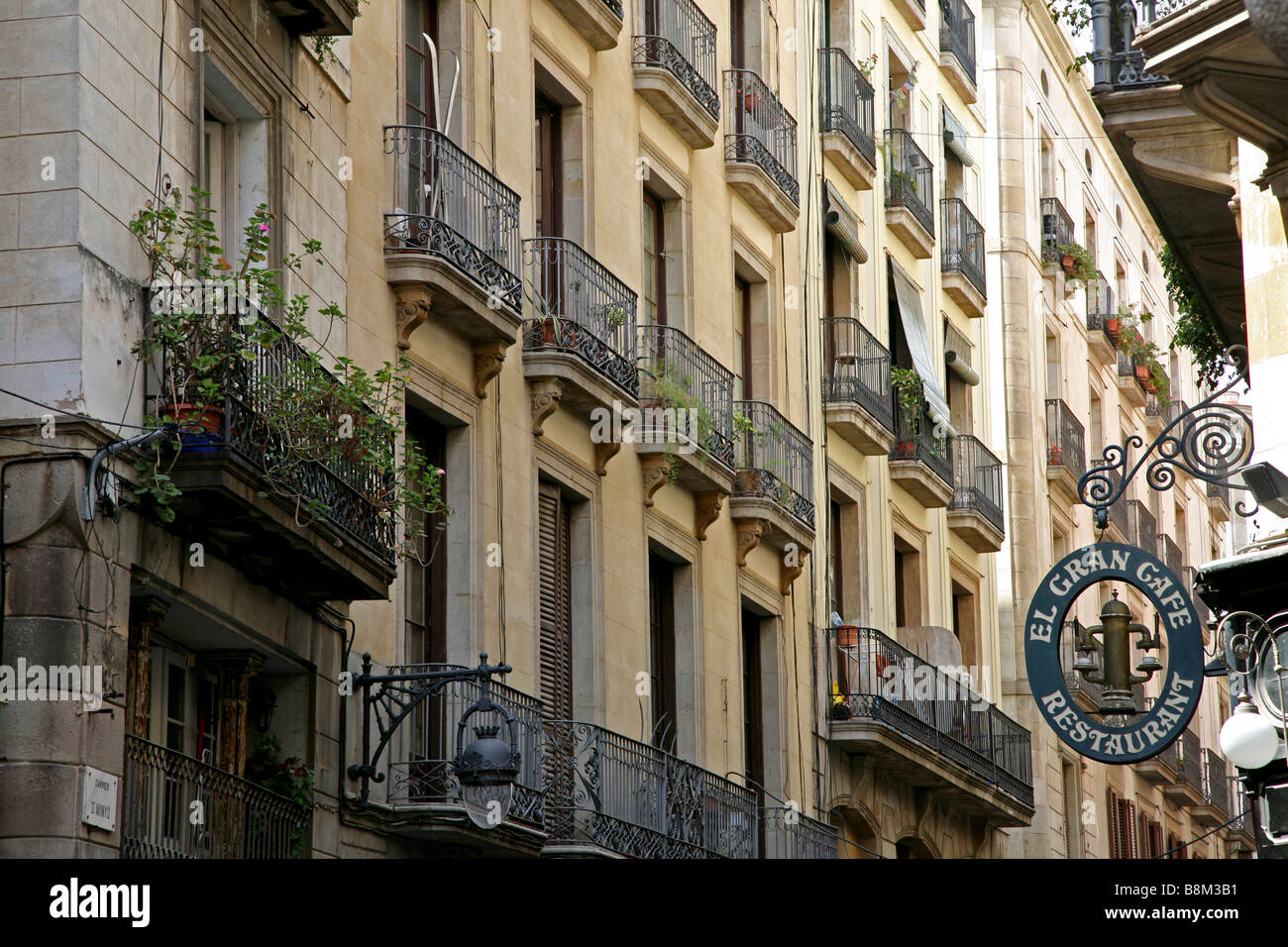 Buildings and street scenes from the Barri Gotic Gothic Quarter in ...