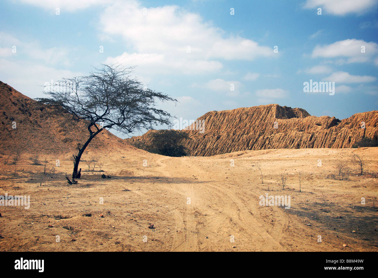 Tucume pyramid hi-res stock photography and images - Alamy