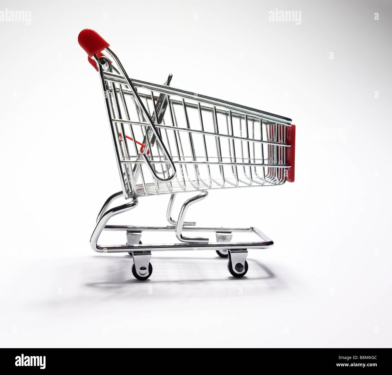 Shopping trolley hi-res stock photography and images - Alamy