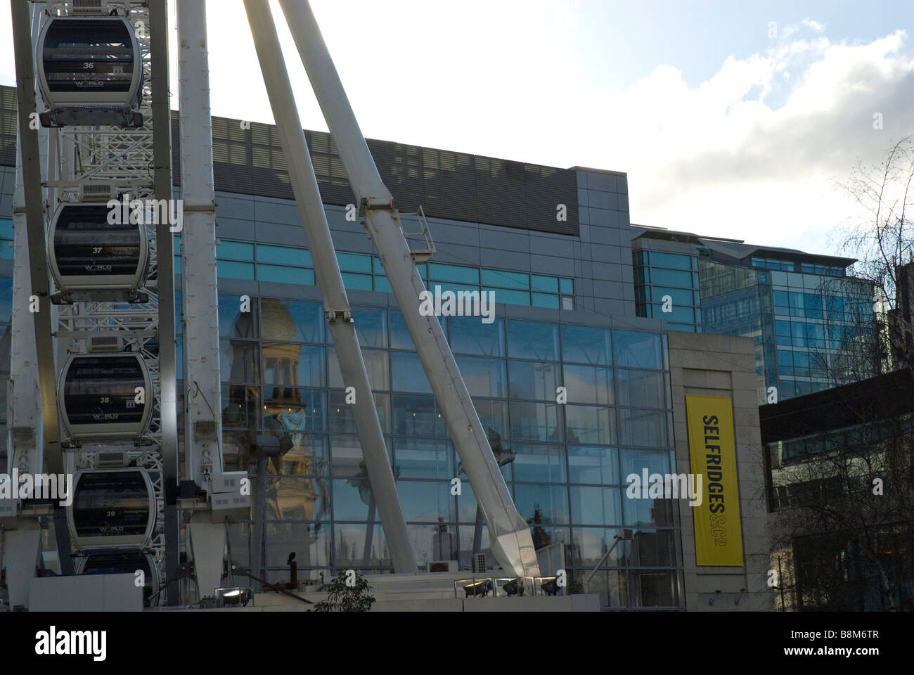 Selfridges Manchester City Centre Shopping Stock Photos & Selfridges ...