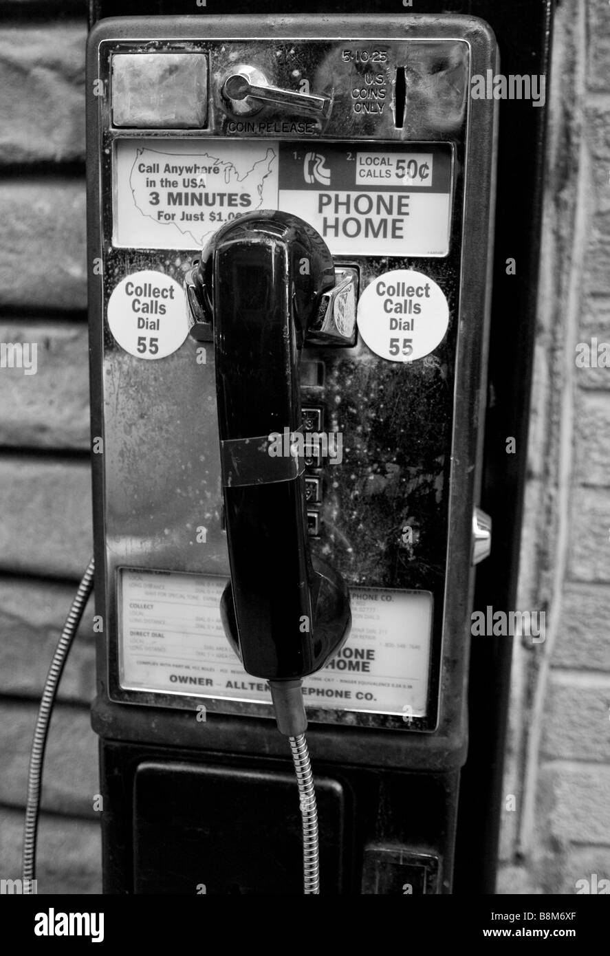 Old Pay Phone Stock Photos & Old Pay Phone Stock Images - Alamy