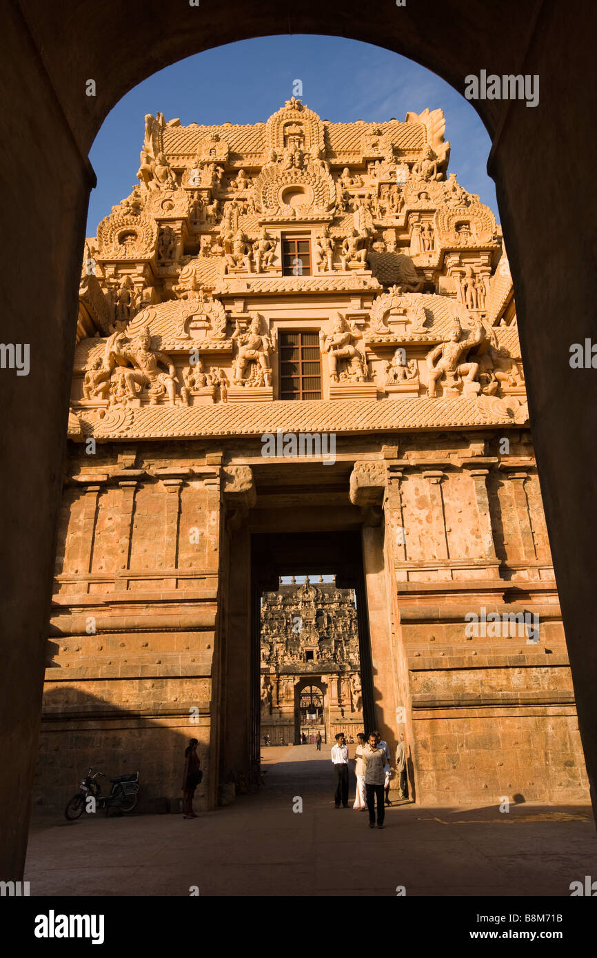 Gopuram entrance gate hindu temple hi-res stock photography and images ...
