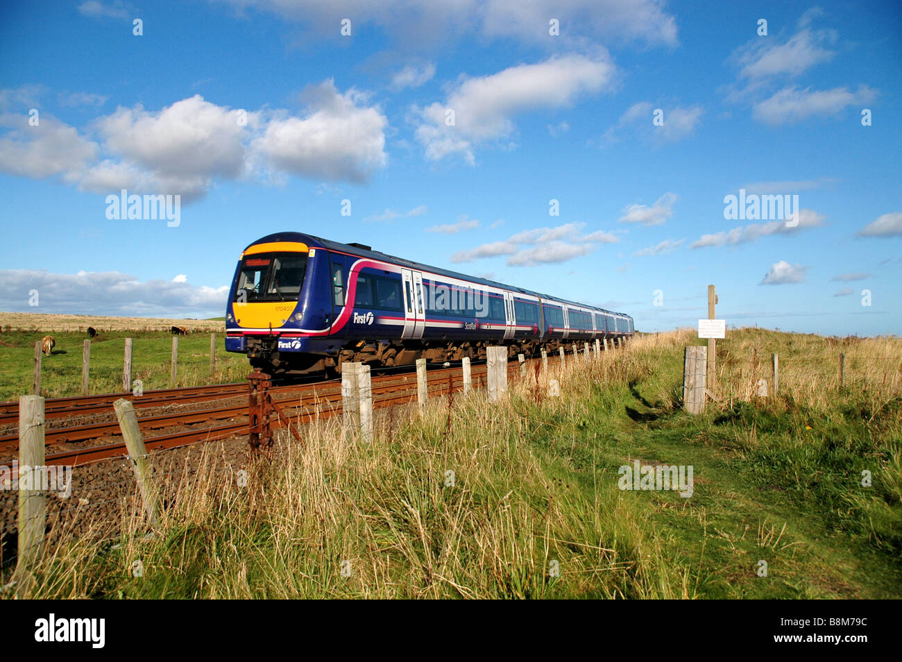 British passenger train hi-res stock photography and images - Alamy