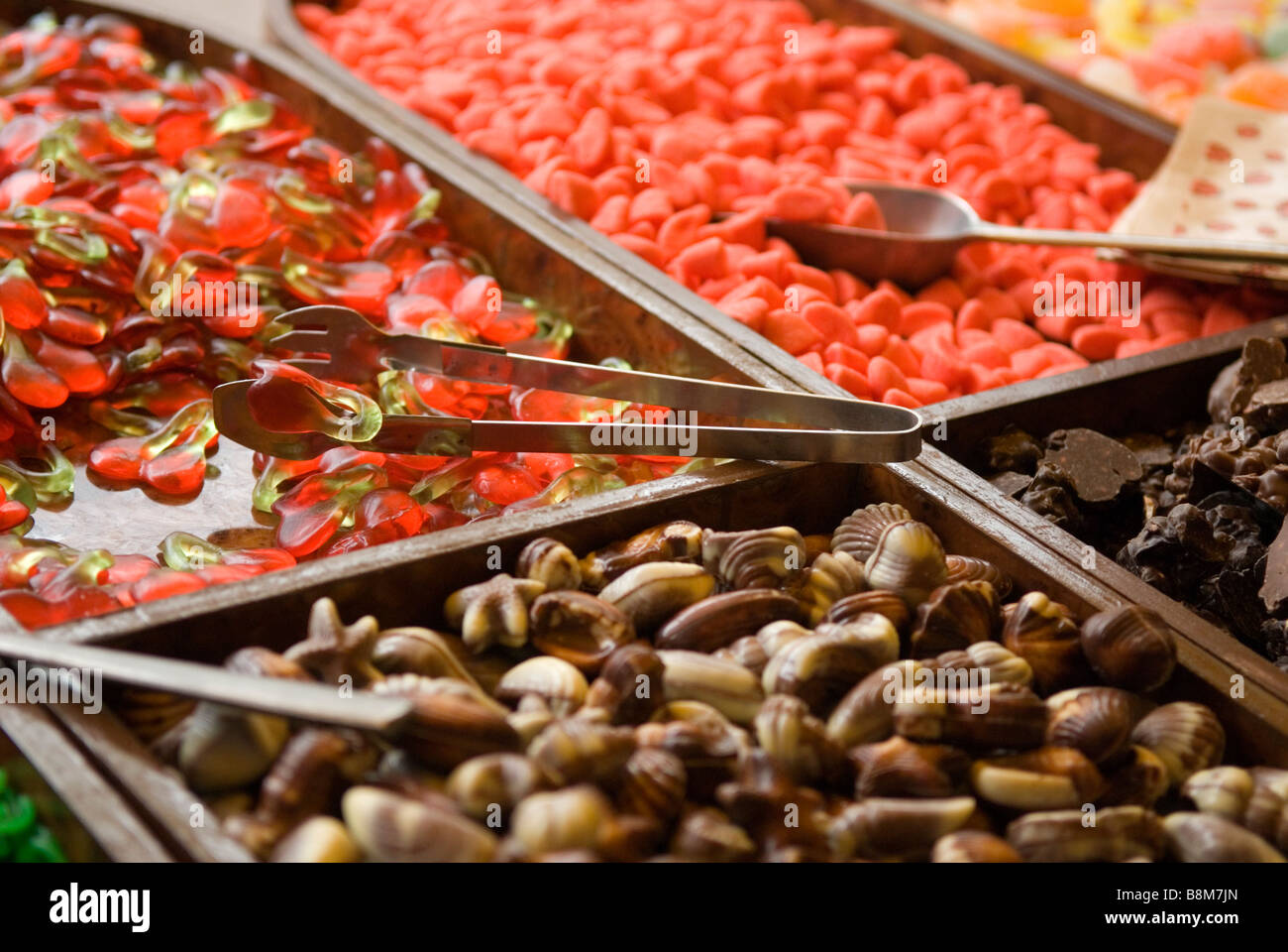 Sweet stall at Portobello market Stock Photo - Alamy