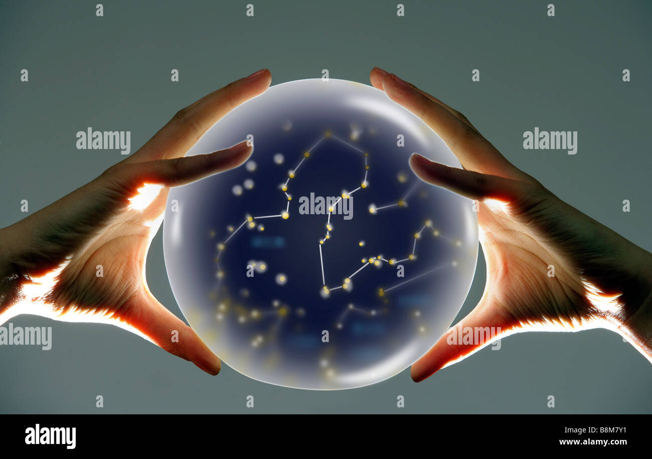 Crystal ball in hand hi-res stock photography and images - Alamy