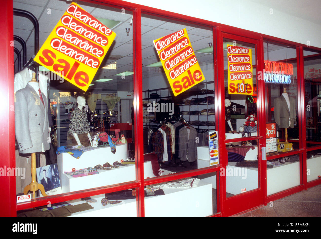 Ad signs hi-res stock photography and images - Alamy