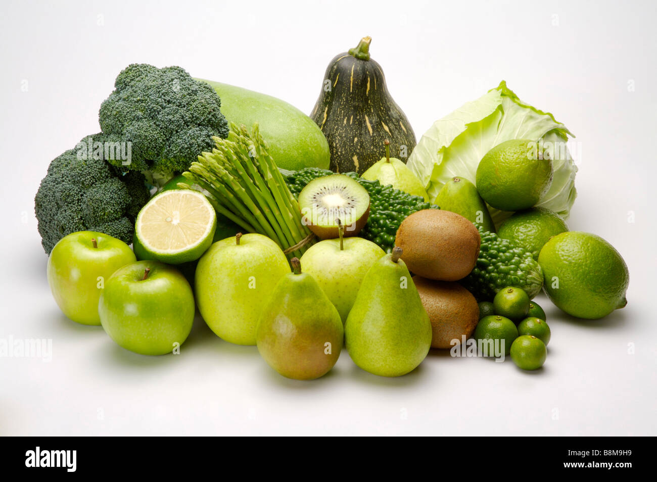 Stack of fruit and vegetables hi-res stock photography and images - Alamy