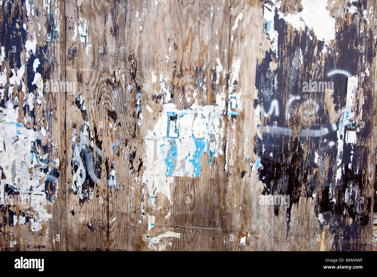 Messy art board hi-res stock photography and images - Alamy
