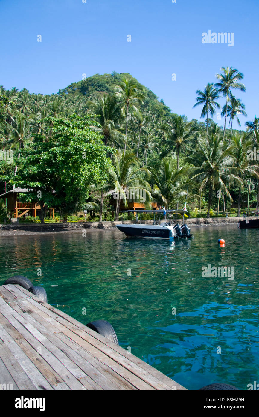 Dive boat at Kungkungan Bay Resort, Lembeh Straits, North Sulawesi ...
