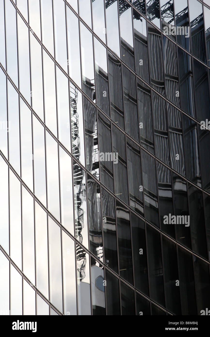Lloyds Building london, Reflections Stock Photo - Alamy