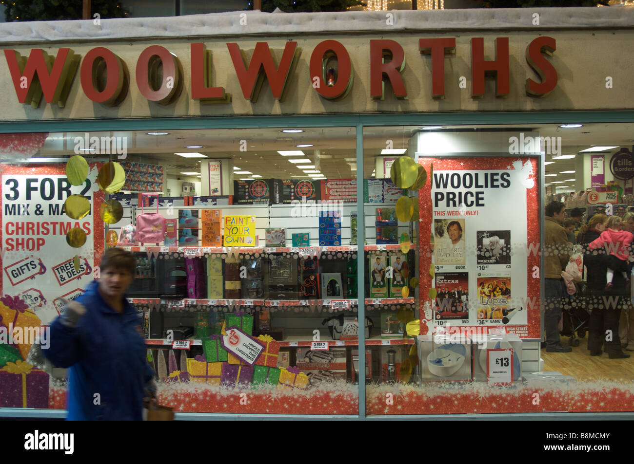 Woolworths store hi-res stock photography and images - Alamy