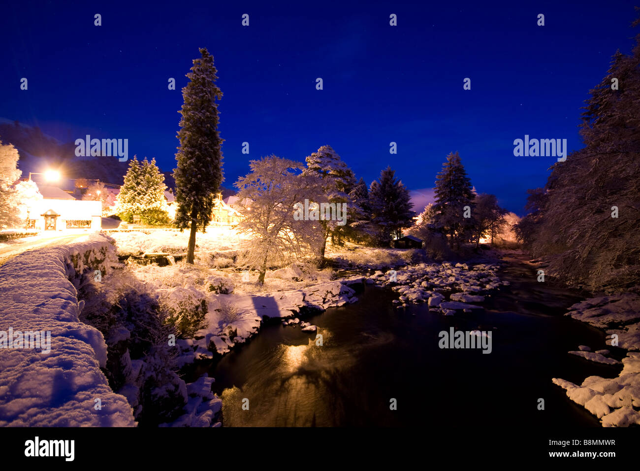 Bridge of dochart hi-res stock photography and images - Alamy