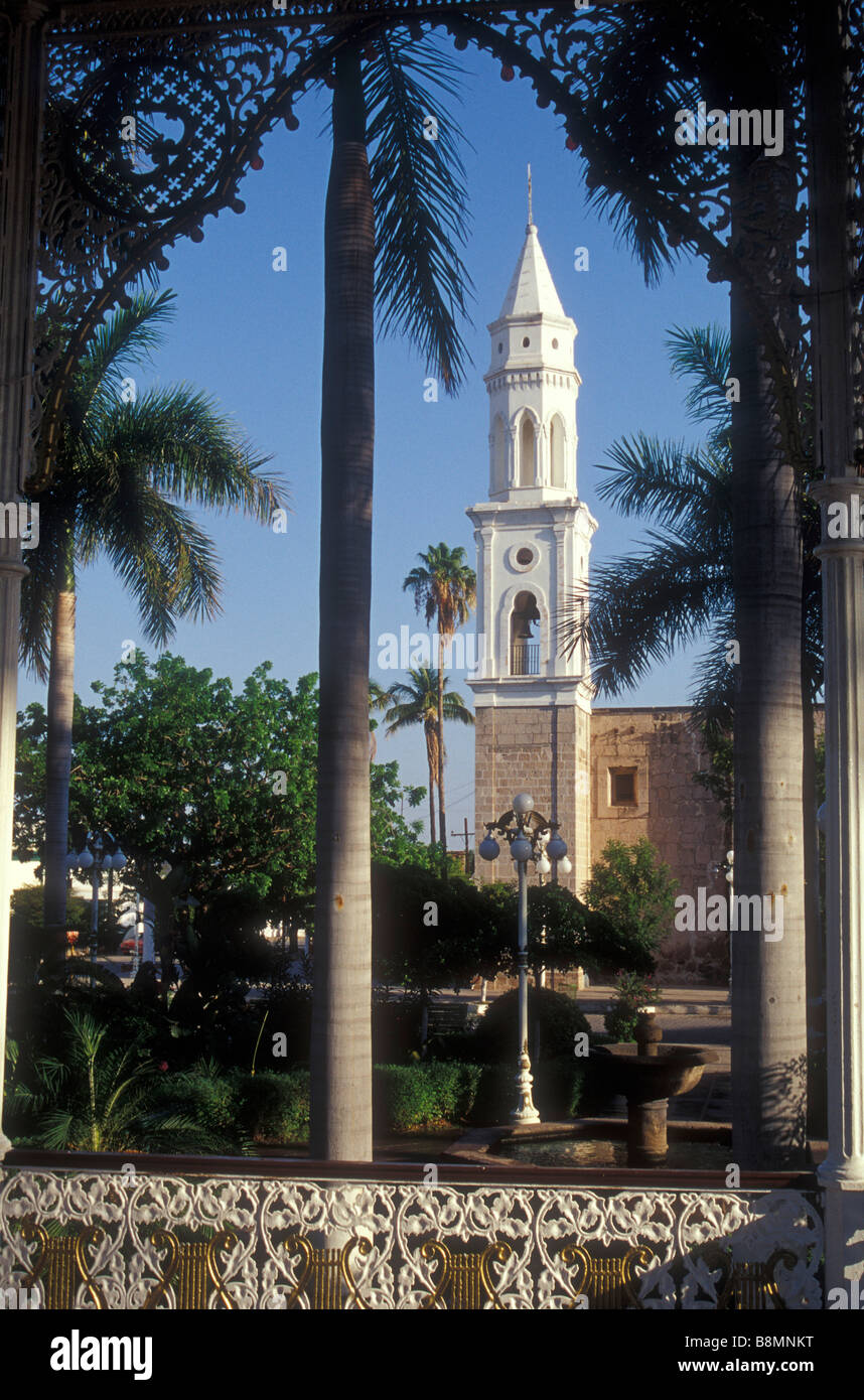 Main square and church in the town of El Fuerte, Sinaloa, Mexico Stock ...