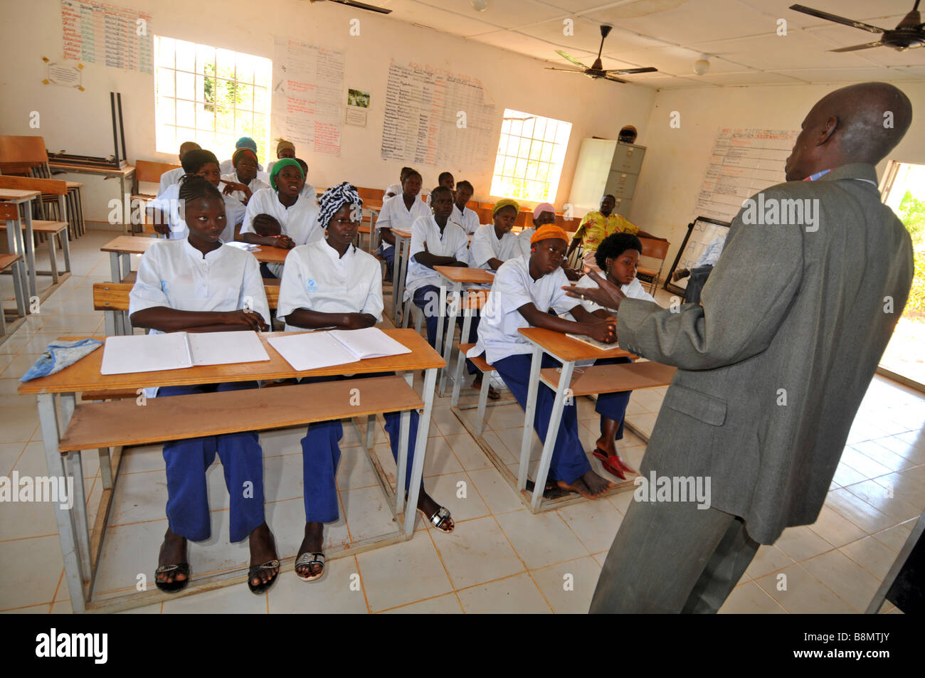 Black african africans woman female hi-res stock photography and images ...