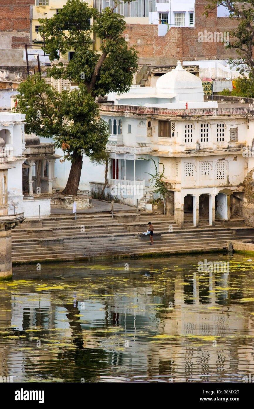 Indian bathing hi-res stock photography and images - Alamy