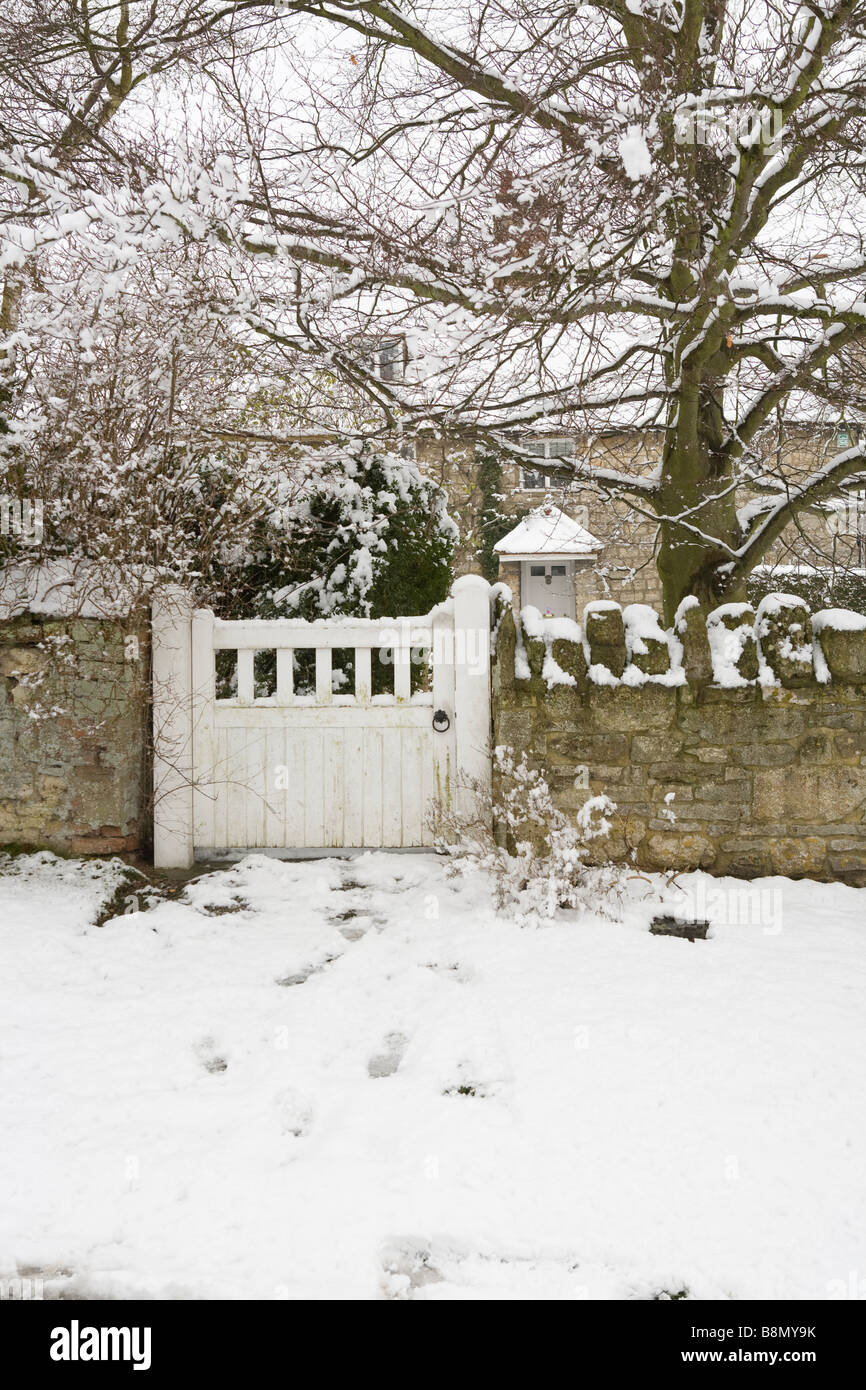 Entrance gate snow hi-res stock photography and images - Alamy