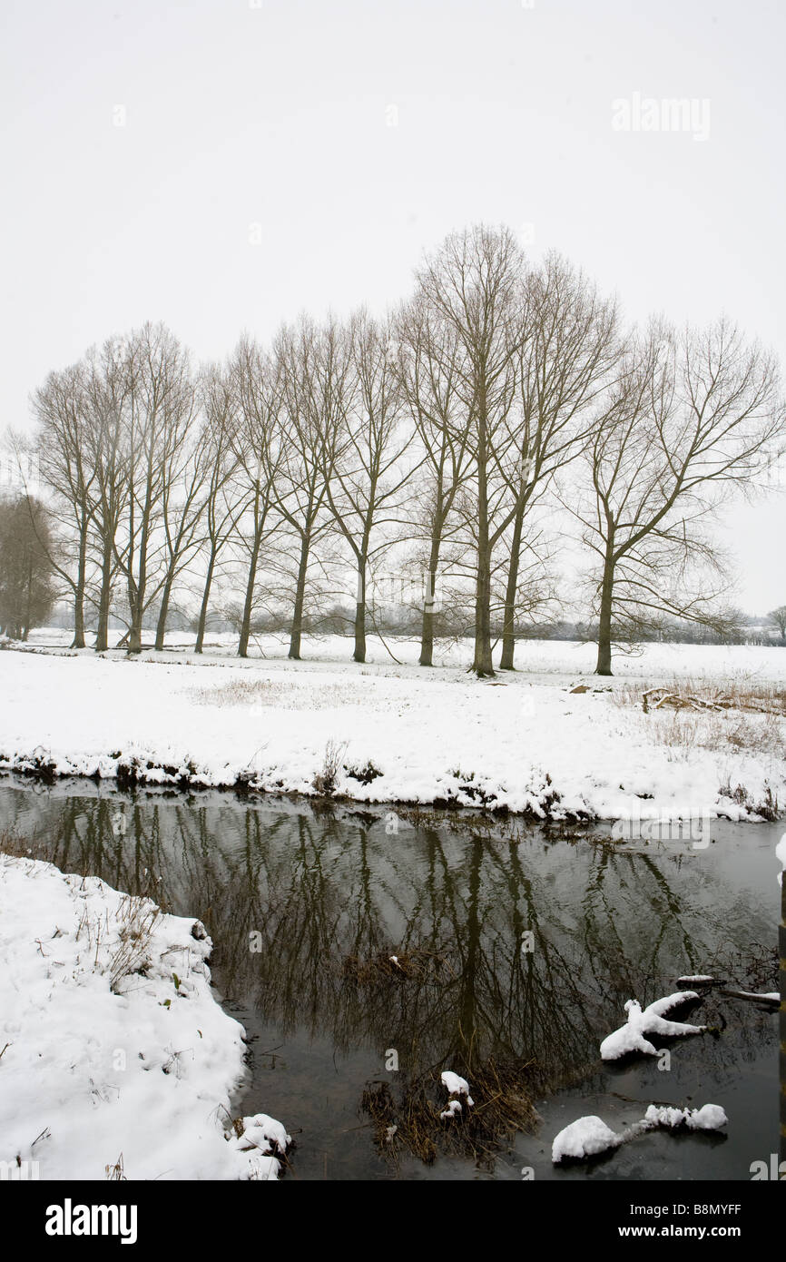 Buckinghamshire countryside winter hi-res stock photography and images ...